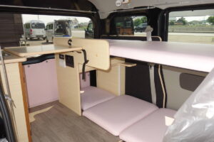 2段ベッド仕様 | 日産 NV100 GXターボ 2WD | 軽キャンパードットコム